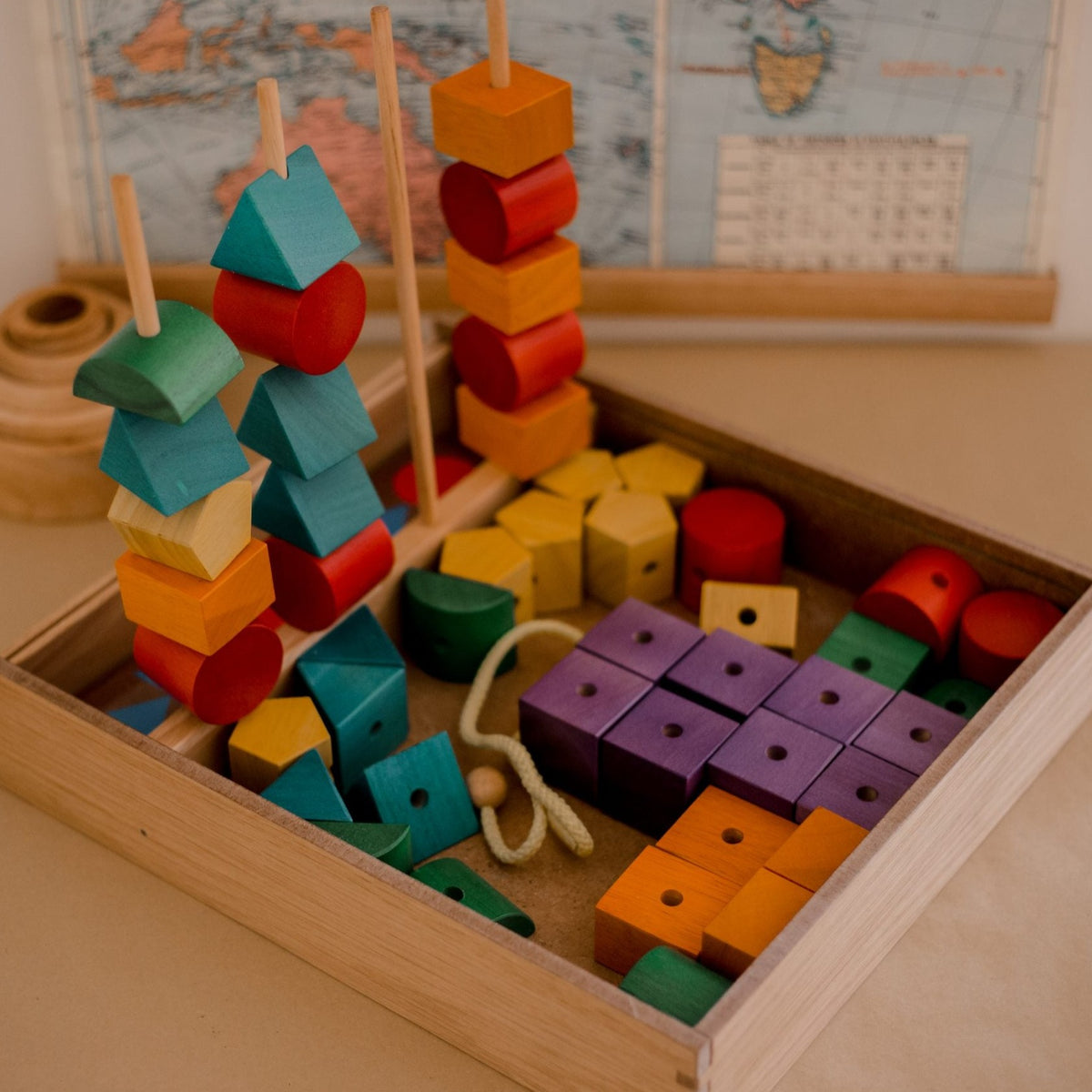 QTOYS - Jumbo Lacing and Sequencing Blocks – Home With Kids